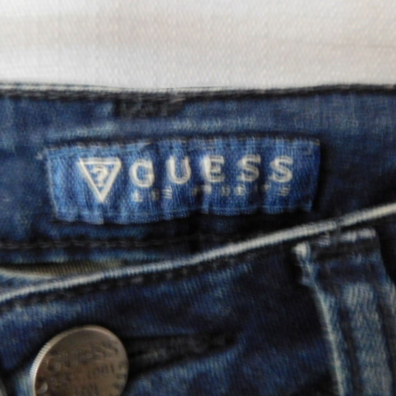 EOFYS**** Guess Mens Blue Denim Jeans Skinny Legs Size 26 (s)