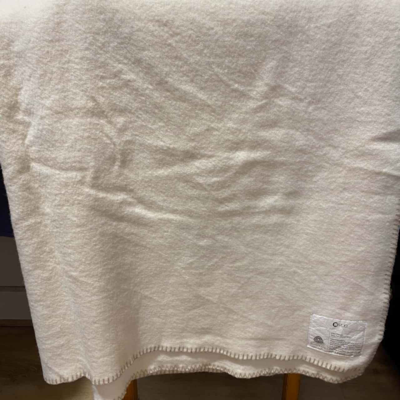 Vue King size pure merino wool blanket (s)