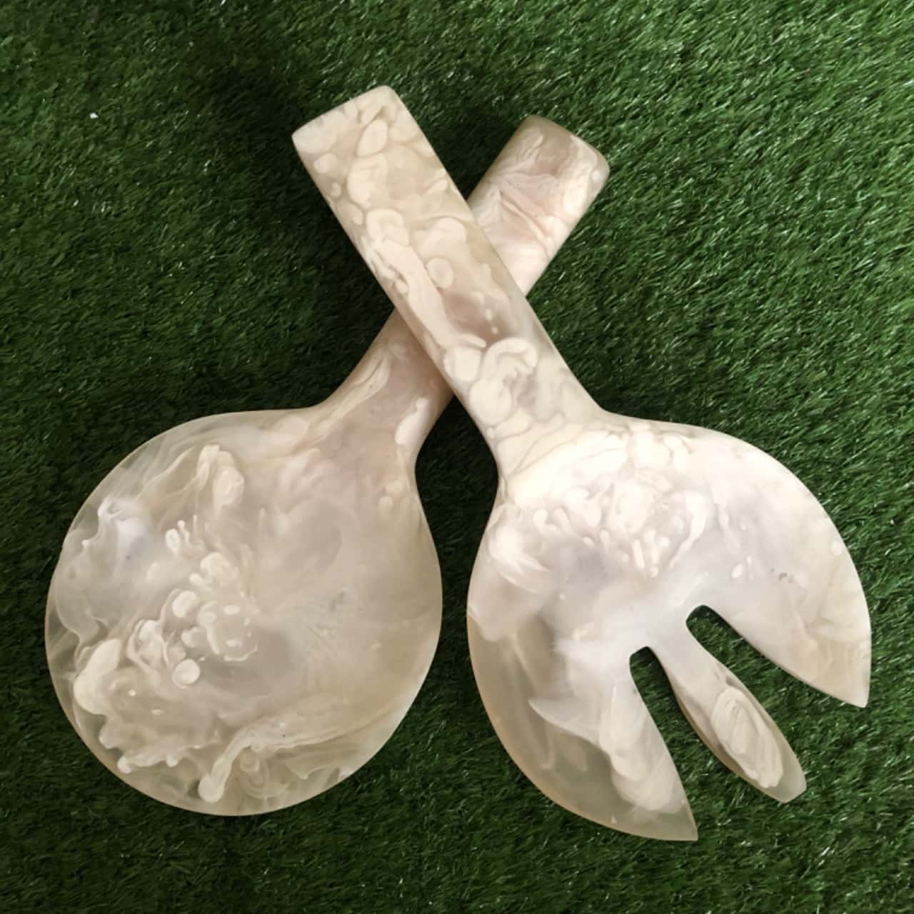 Resin Salad Servers (s)