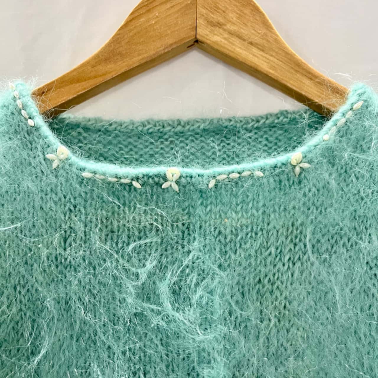 Gorgeous Hand knitted Mint green jumper with pearl bead detail Size 10/ ...