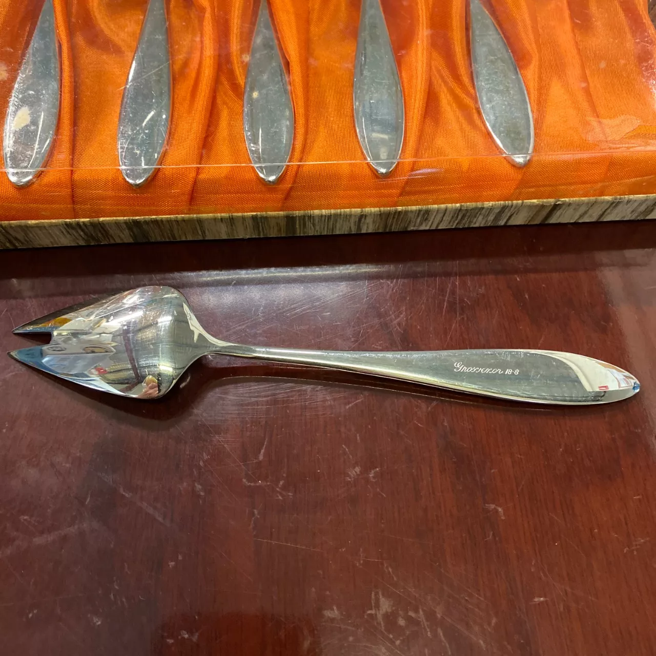 Grosvenor stainless cutlery - 6 in the set - Used Good | Salvos Stores