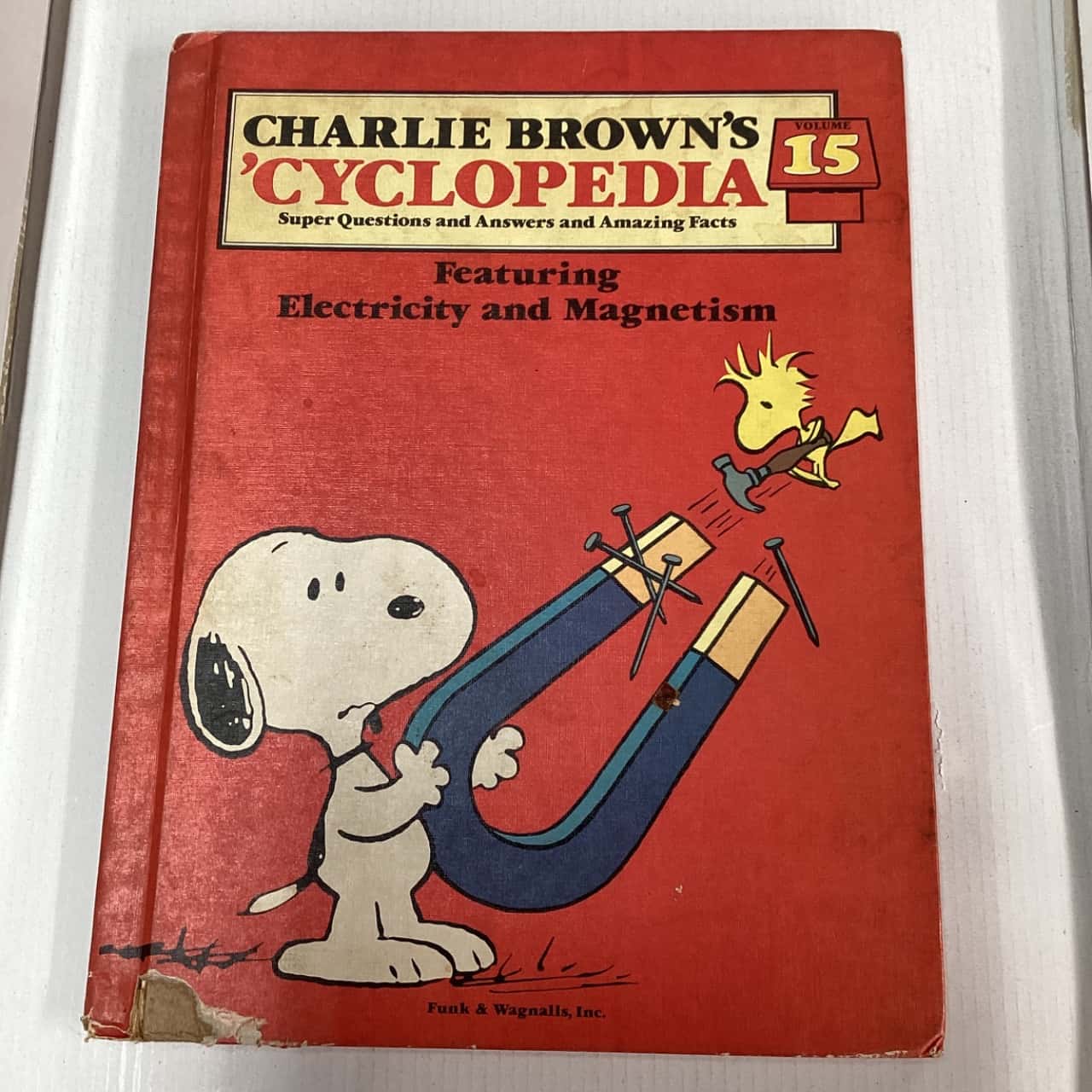 Vintage Charlie Brown’s ‘Cyclopedia Volume 15