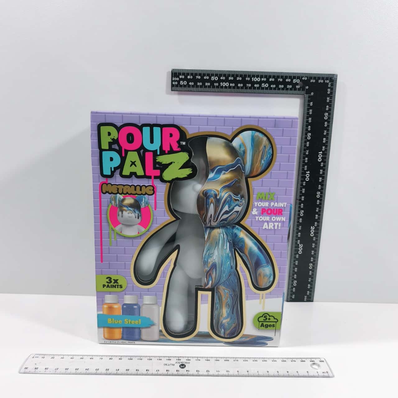 Pour Palz Metallic Paint Bear Toy As New Sealed PreOwned (s)