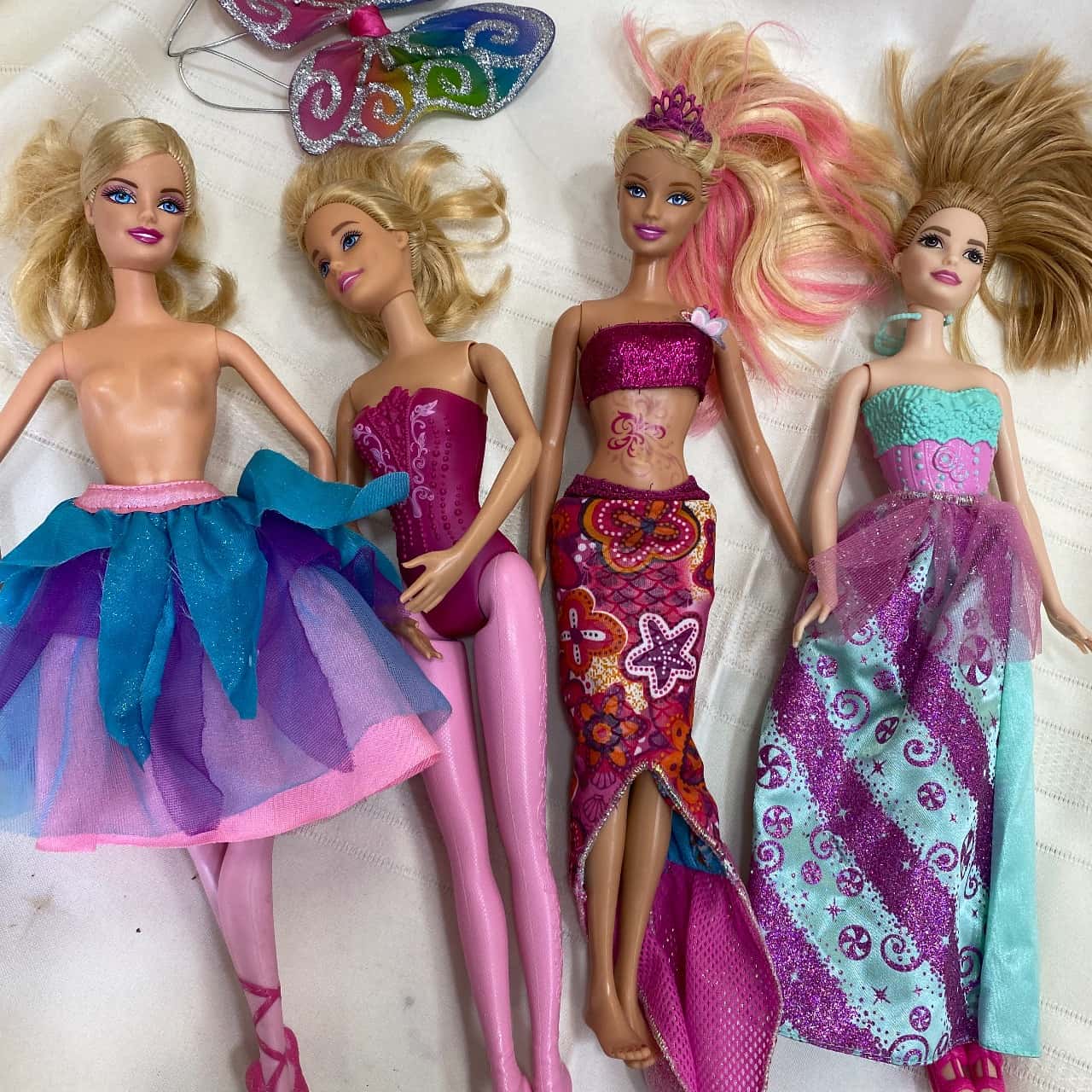 Mattel 4 Barbie dolls(s)