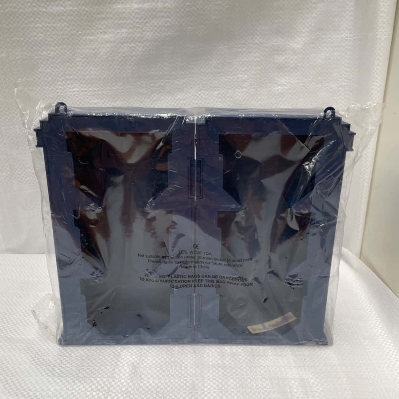 Dr. Who Tardis Box - Holds 500 Cards - Sealed New(s)