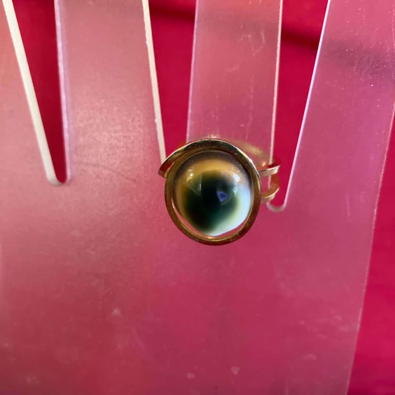 Women's Gold Tone Cats Eye Dress Ring(s)