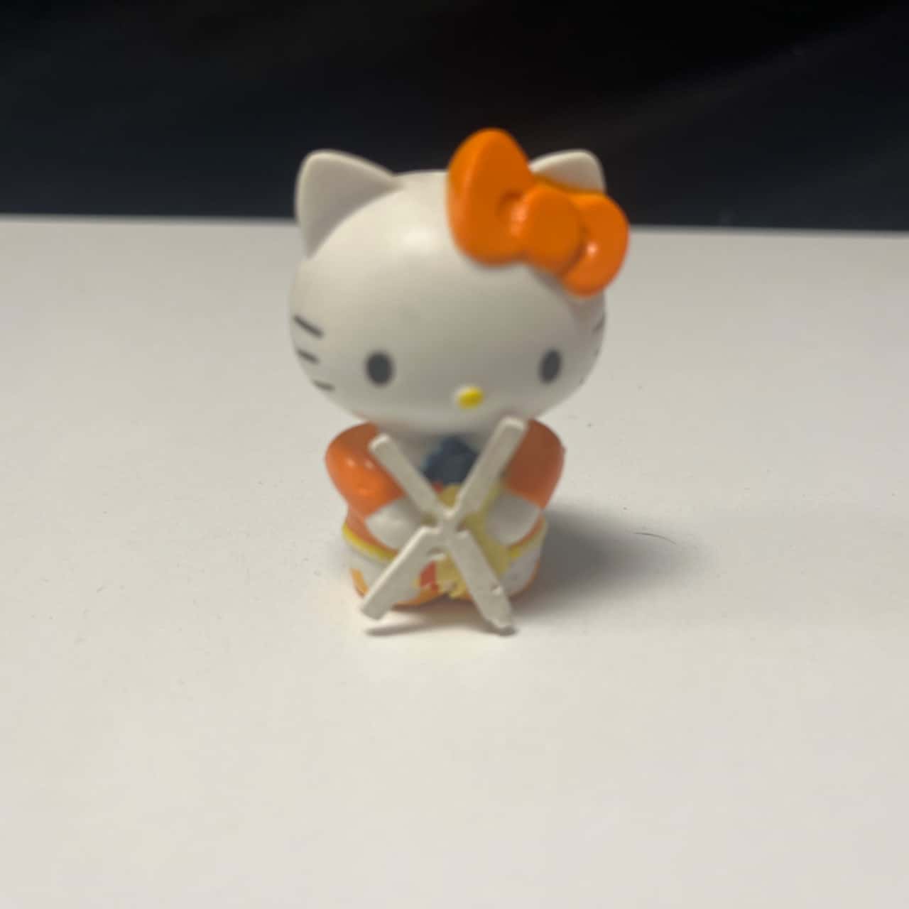 Set of 11 variants of hello kitty figurines