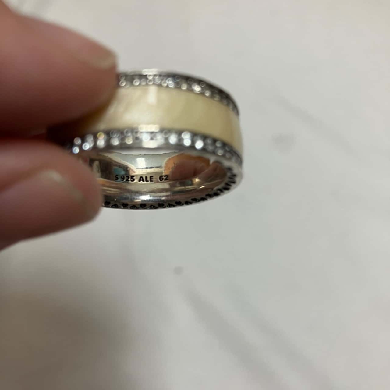 Pandora Women’s 925 ALE 62 Cream/Silver Ring (s)