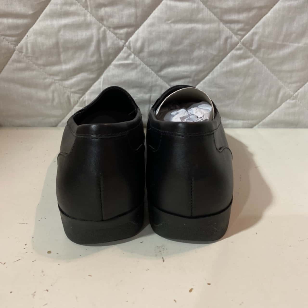 Wide Steps 8W Black Glove Sjoes