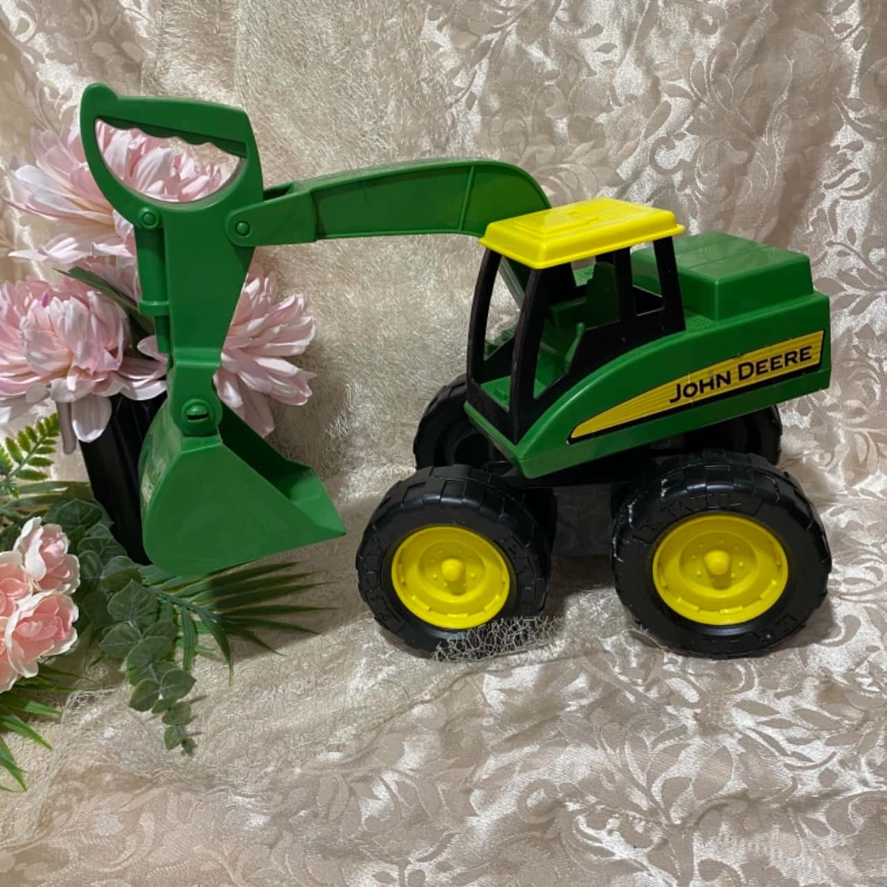 John Deere Big Scoop Excavator Farm Tractor Jumbo Vehicle Construction Toy