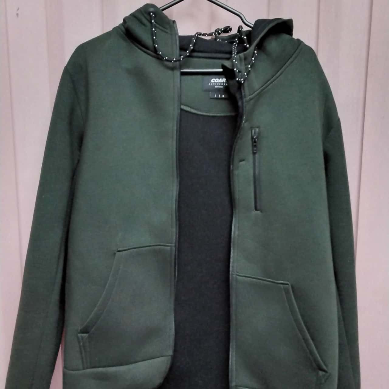 Mens Green Jackets size L coar active wear(s)