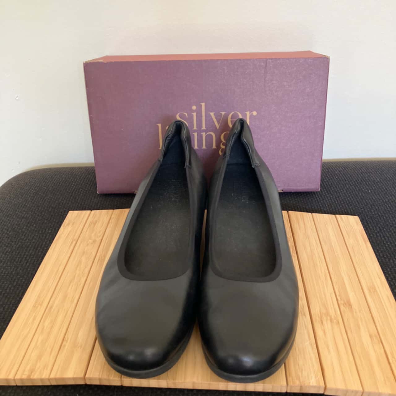 Silver Lining Gina Women's Size 42 Black Leather Shoes (s)