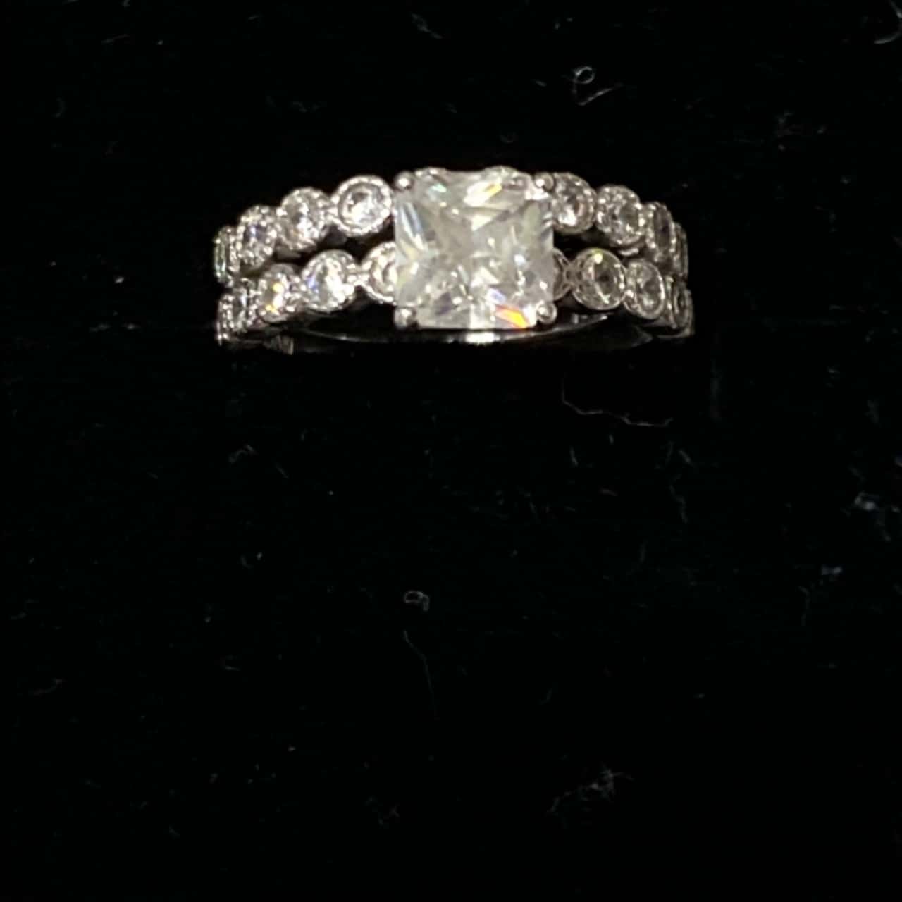 Sterling silver 2 ring set (s)