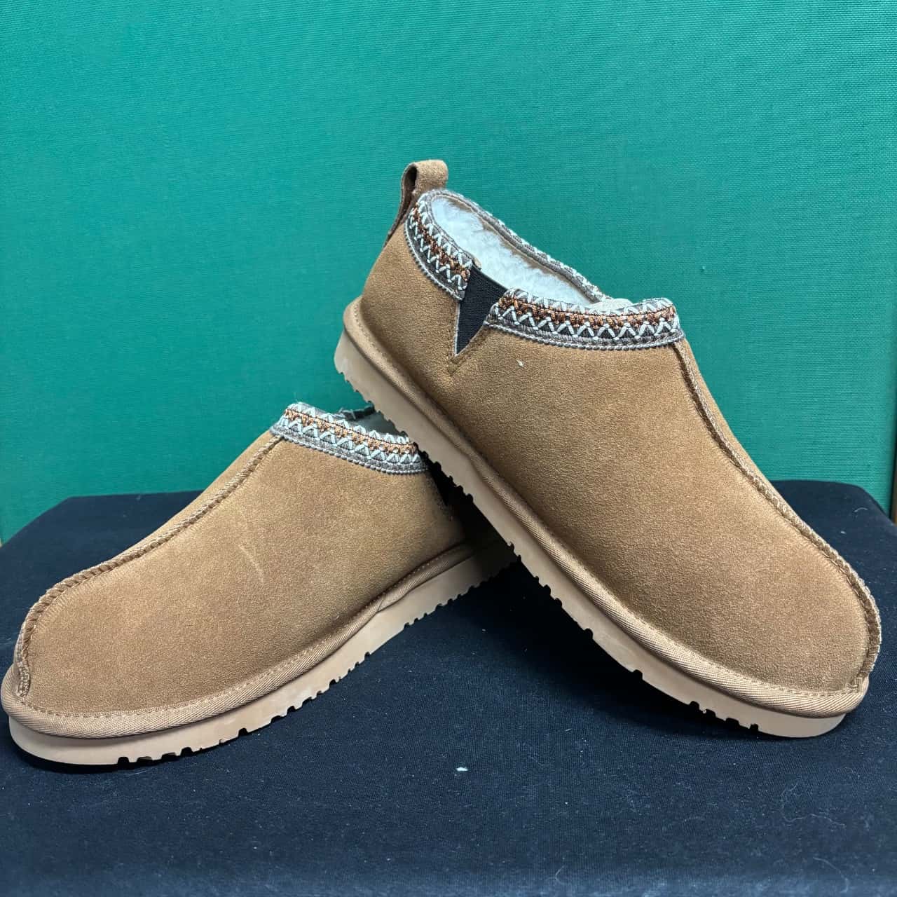 UGG Tan Low Cut Shoes EU44 (s)