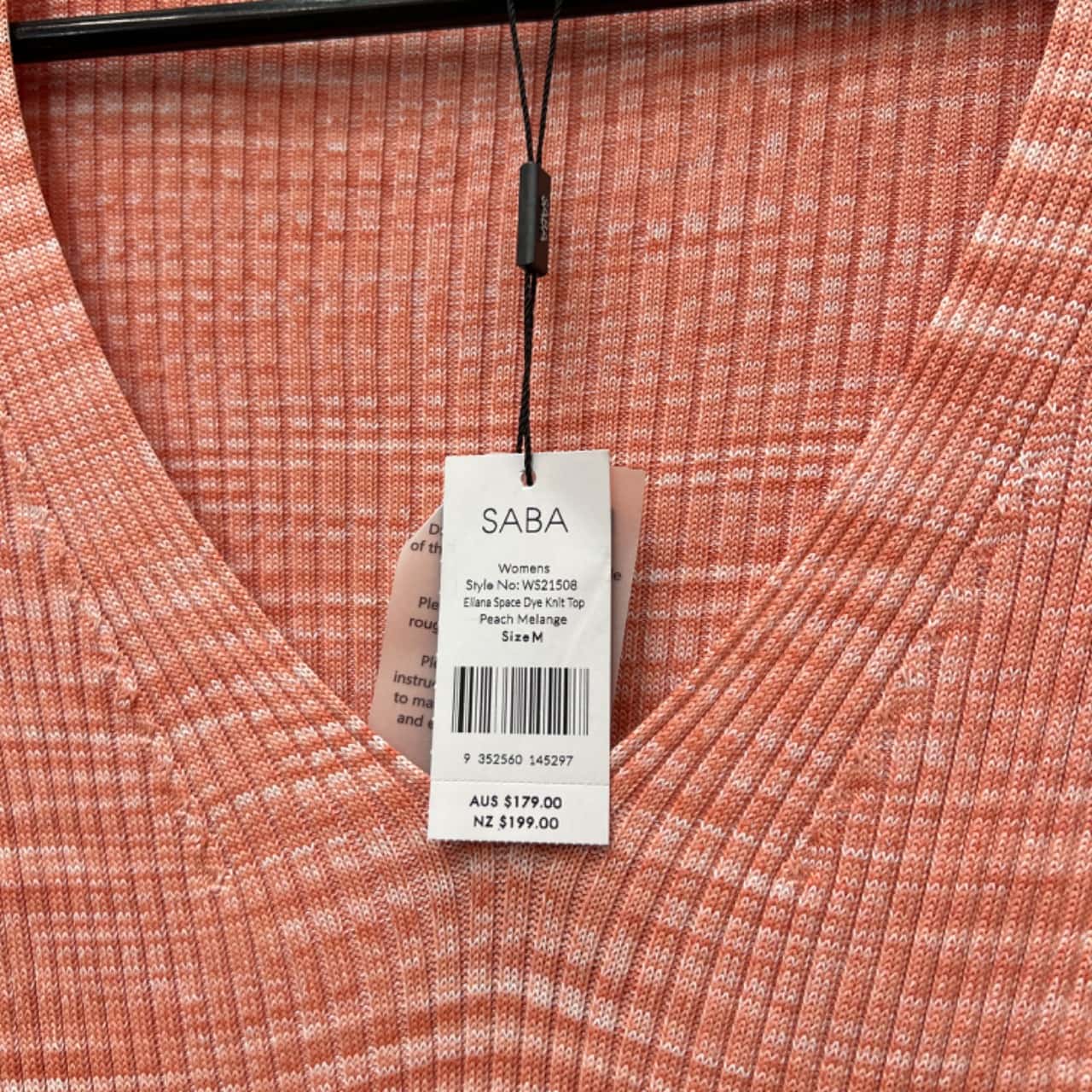 NEW - SABA Knit short sleeve top - Peach size M (s)