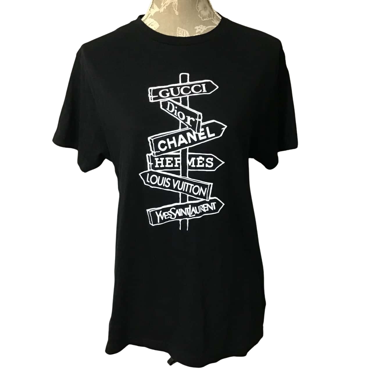 Nobrand 100% Cotton Womens Size M Sign Post "Designer Names" Black T ...