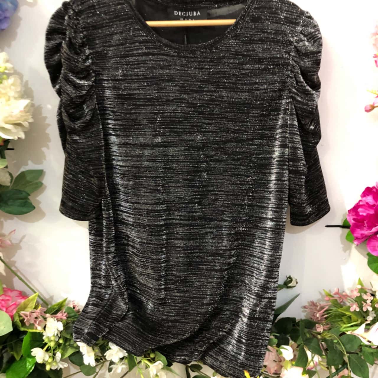 NWT Decjuba Size L Black/ Silver Metallic Puff sleeve Top(s)