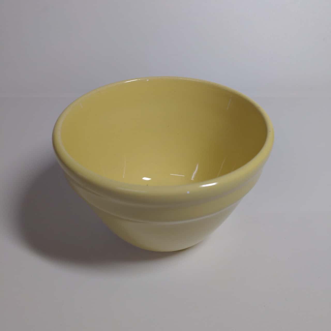 Vintage Pastel Yellow Fowler Ware Bowl(s)