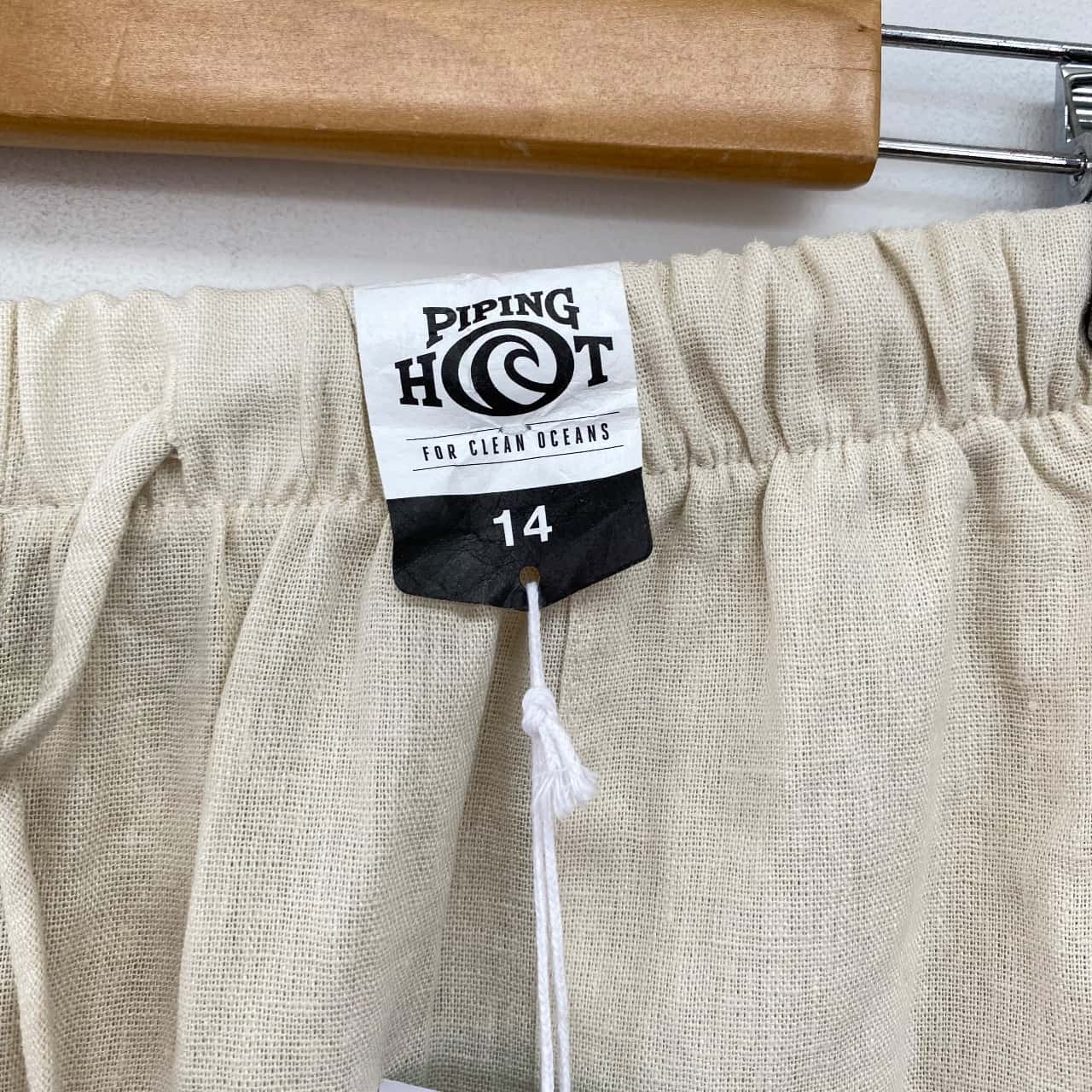 Piping Hot Ecru Beach Pants Size 14