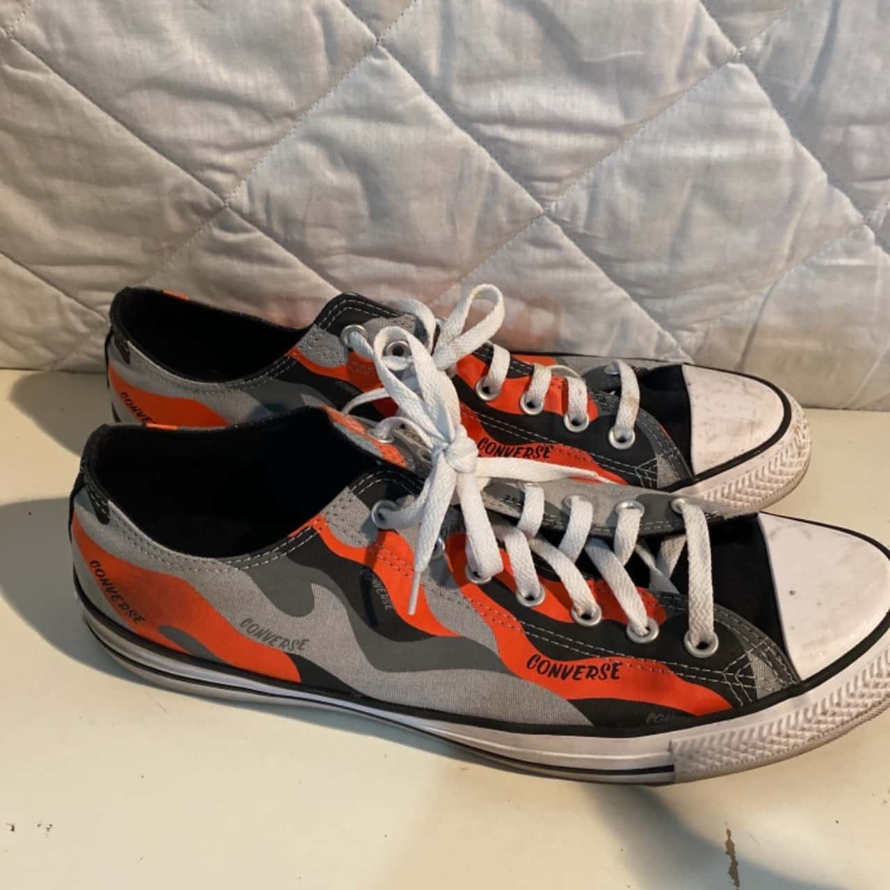 Converse All Star Chuck Taylor Camo Size 13(s)