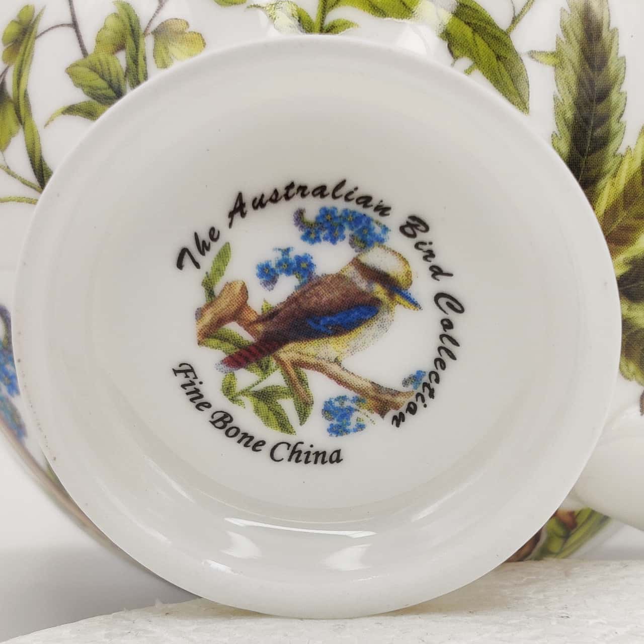 Beautiful Australian Birds - 2 Cups/Saucers Set(s) - New Without Tags ...