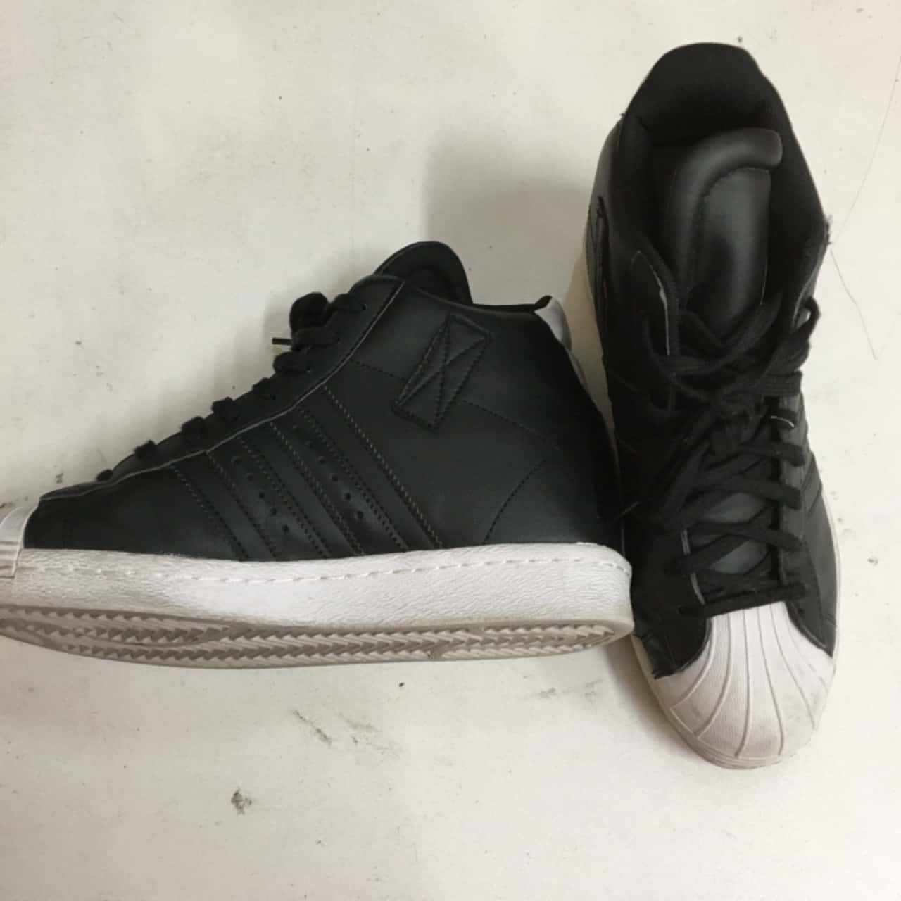 Adidas Mens Size 7 Black /White Hightops(s) - New Without Tags | Salvos ...