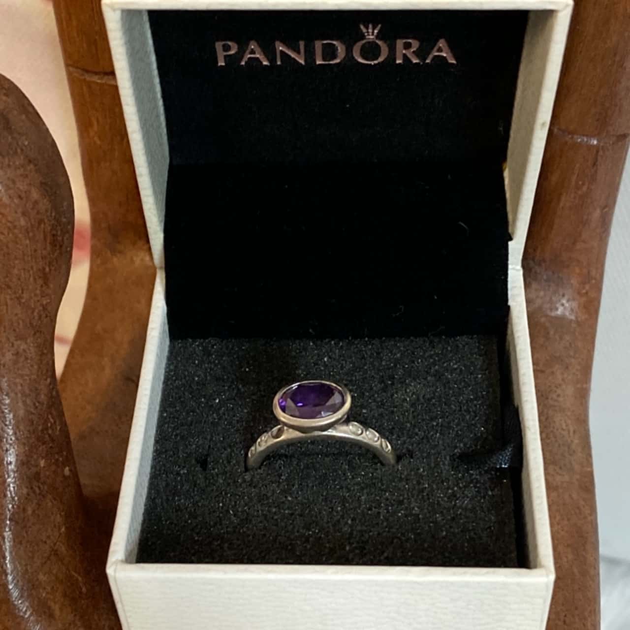 Pandora authentic small ring amethyst (s)