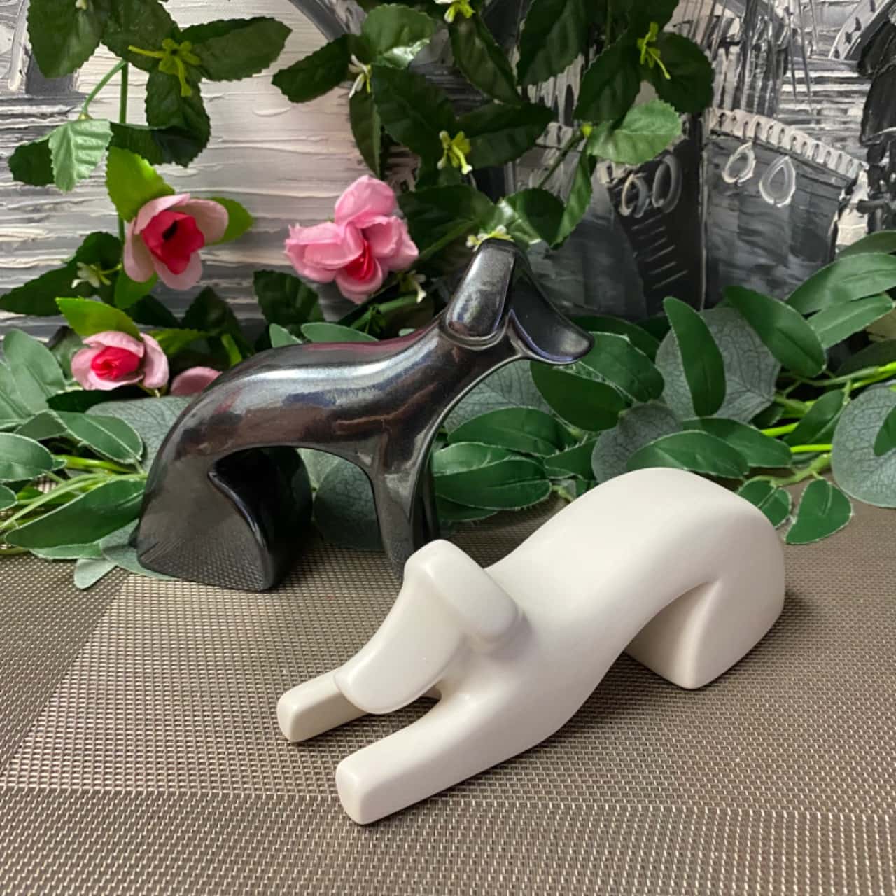 Porcelain dog statues Set of 2(s)