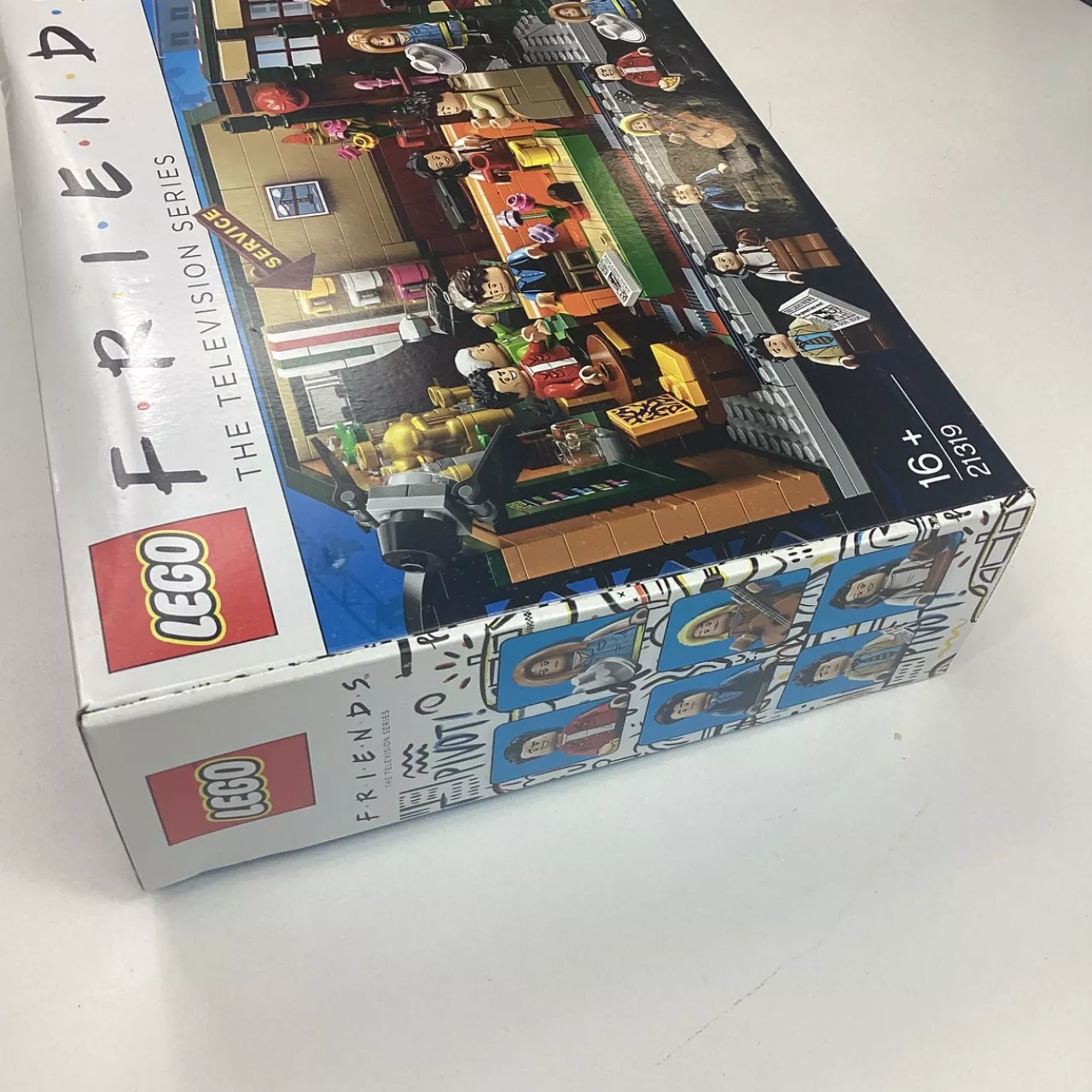 LEGO Ideas FRIENDS Central Perk (21319) building set(New Sealed) - New ...