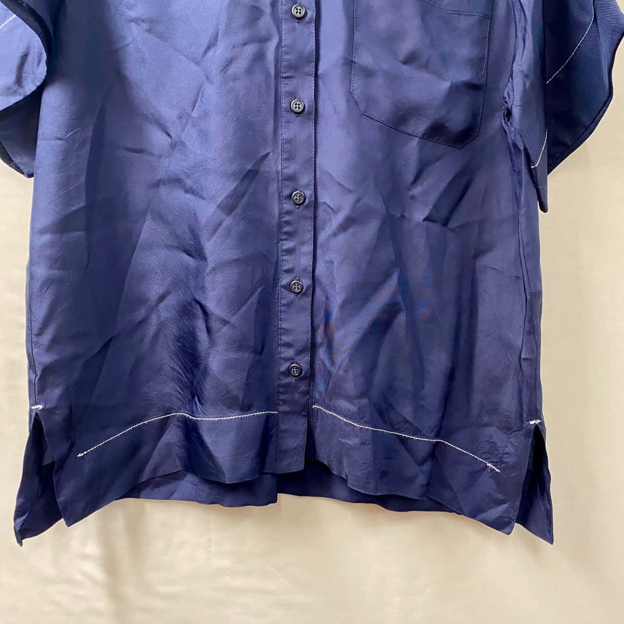 Lee Mathews Womens Size 2 Short Sleeve Shirt