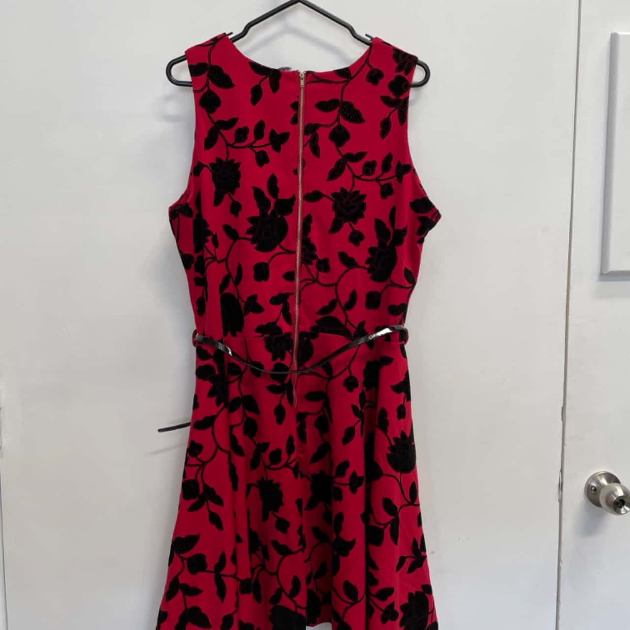 Crossroads Womens Size 20 Black / Red (s)