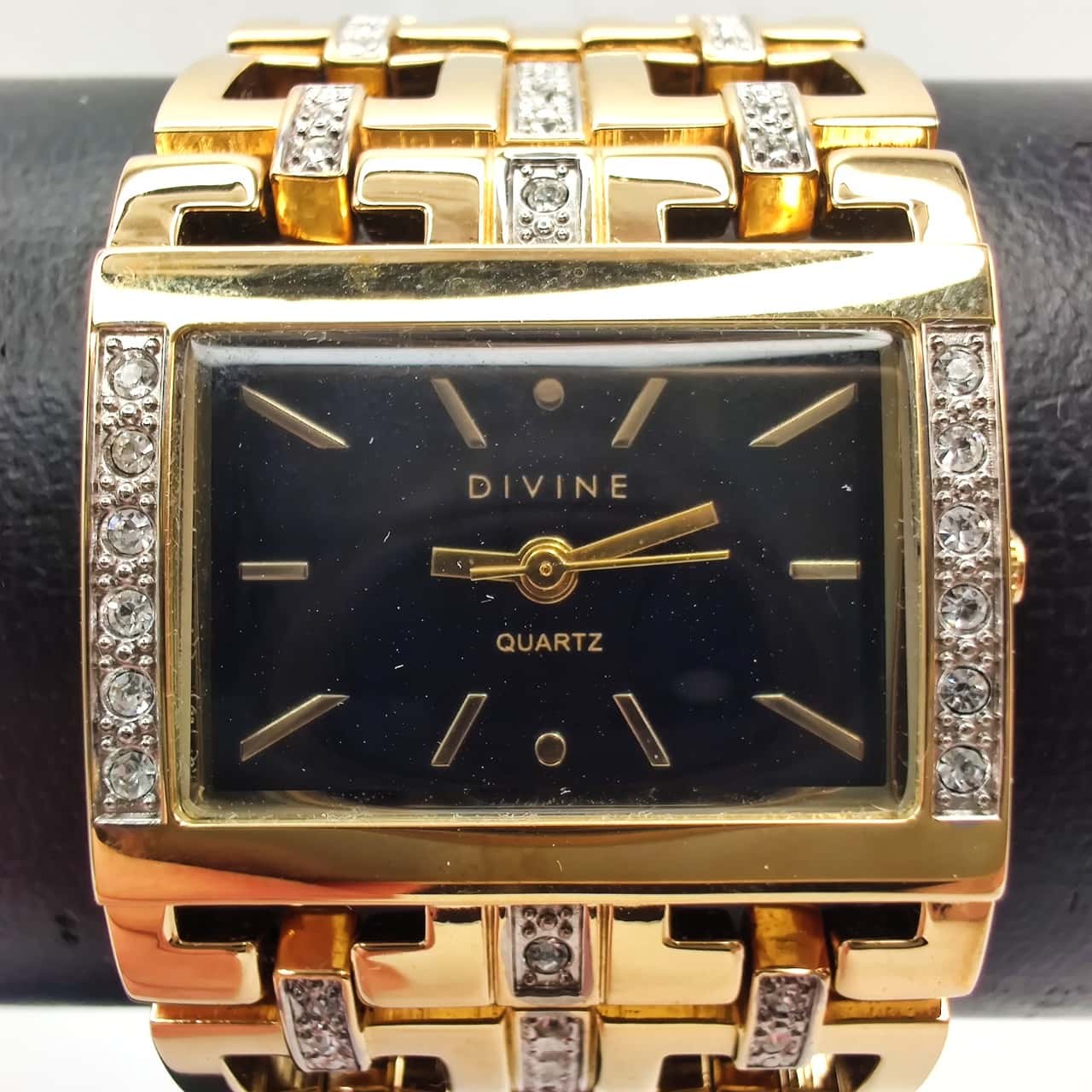 Divine Brand Watch BNWT-1676063(s)