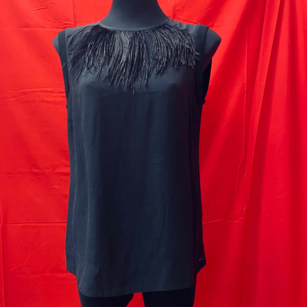 Strenesse Blue Womens Size 8 Sleeveless Black Top