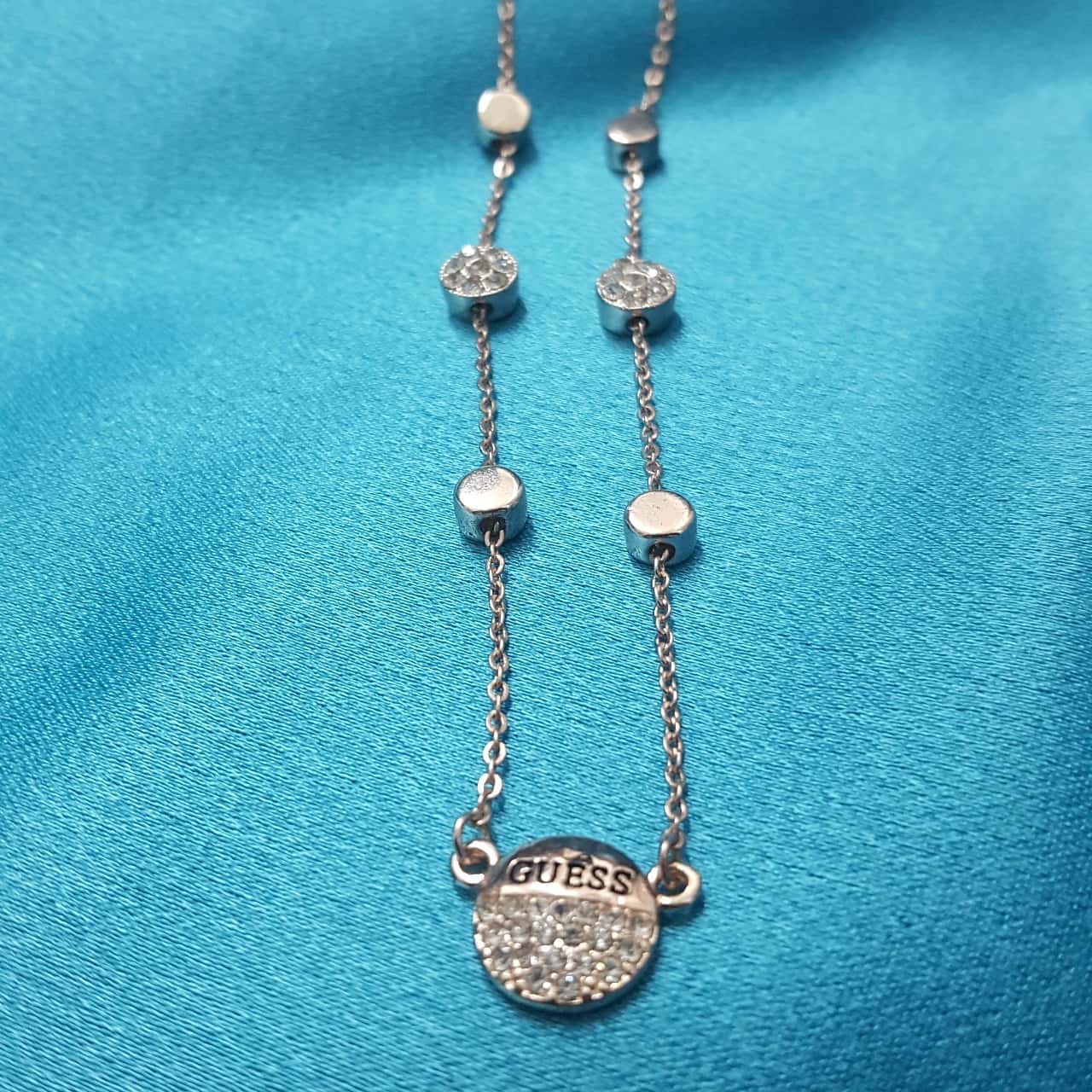 Guess Womens Necklaces Gold (s)