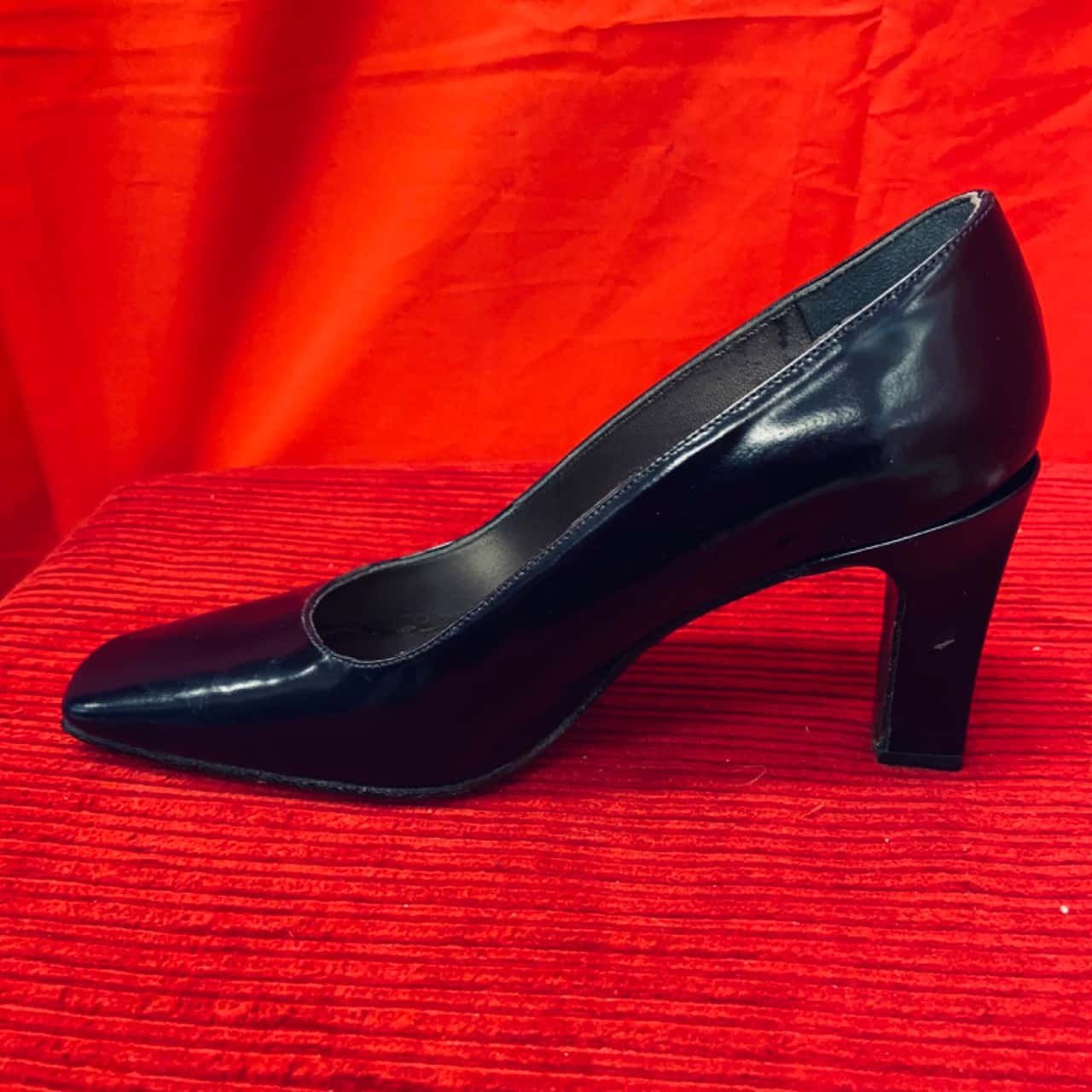 Innovare Collection Fetish Womens Size 37 Navy Blue Shoe(s)