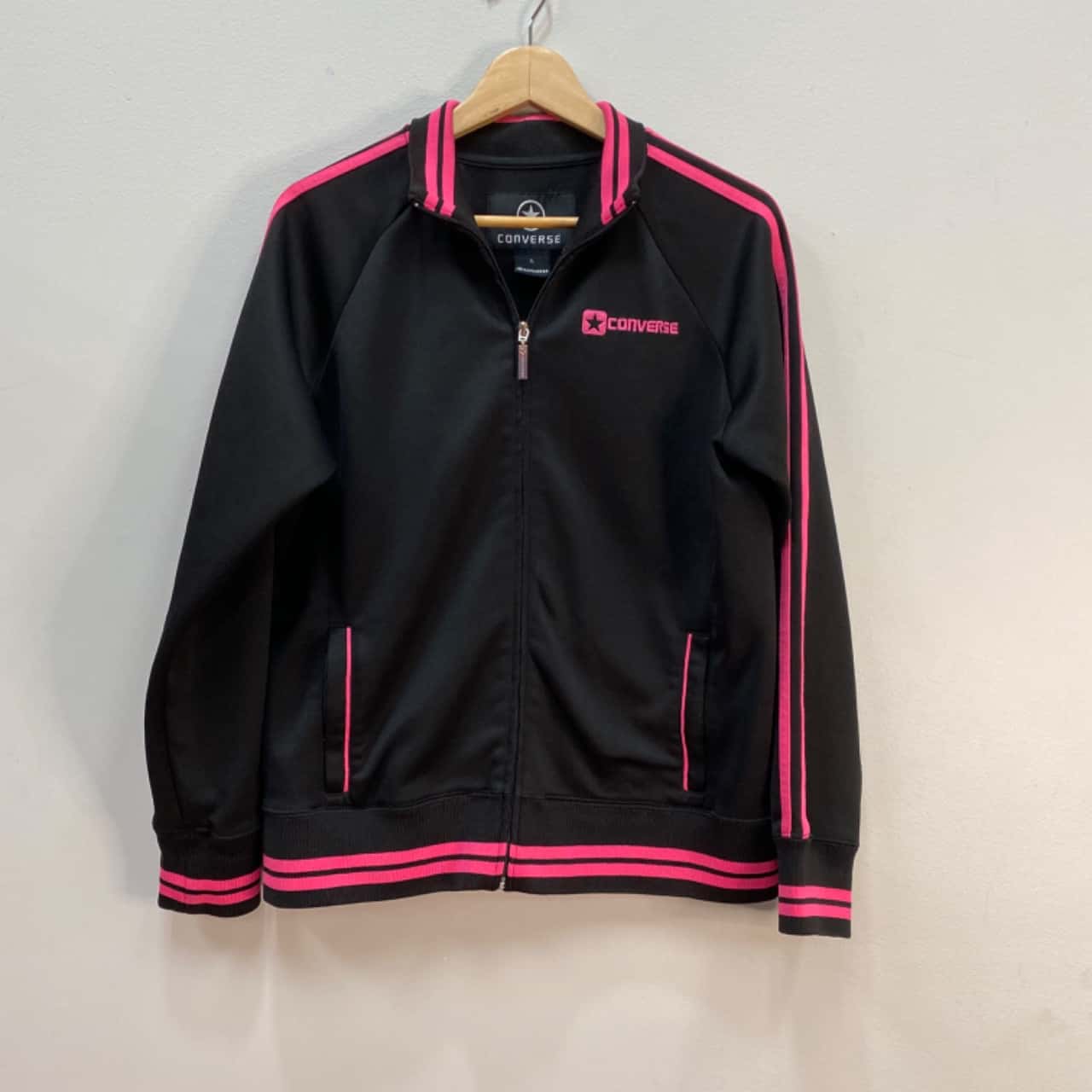 Converse Womens Size XL Front Zipper Black / Pink