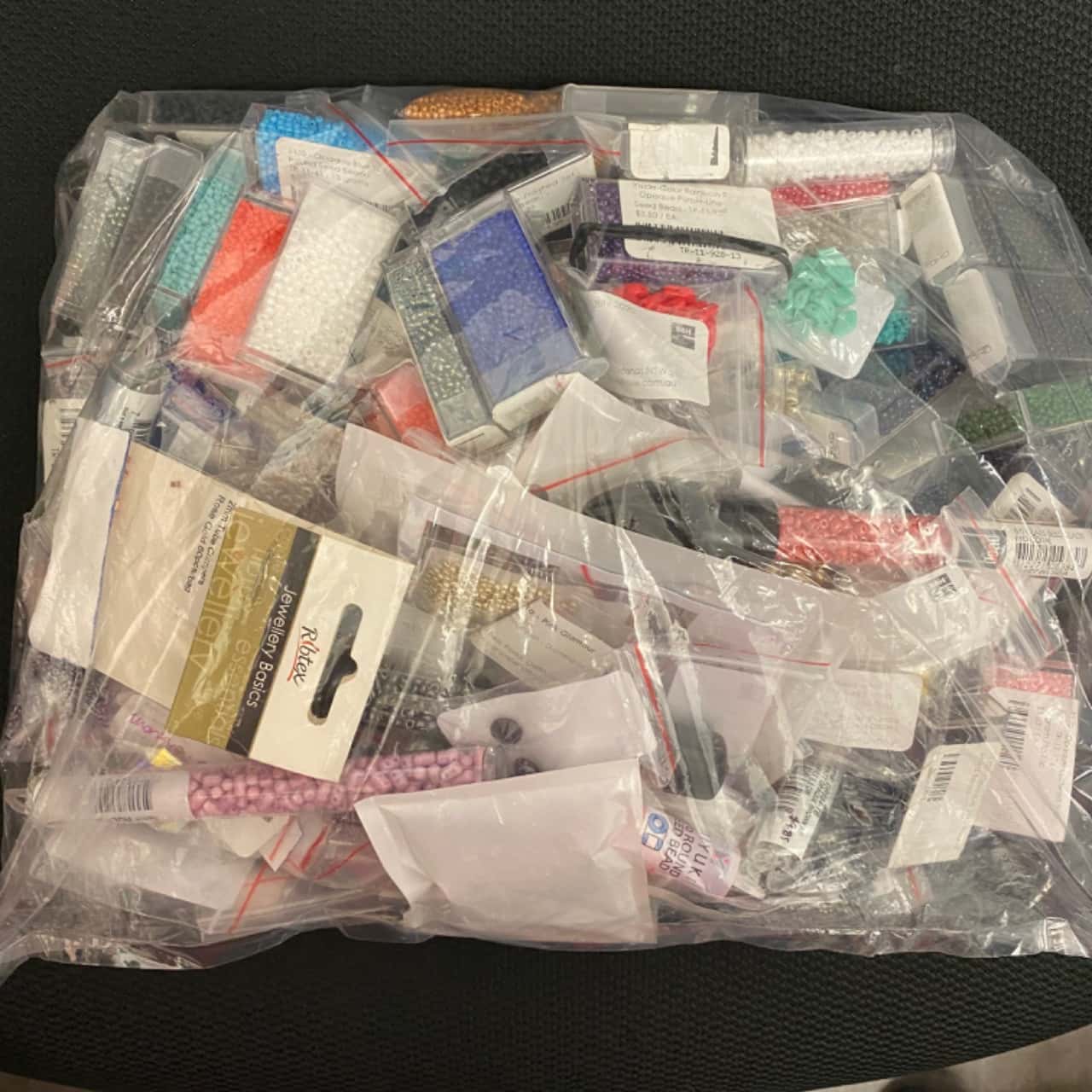 Make your own jewellery…Beads Asstd bag (Bag 998)