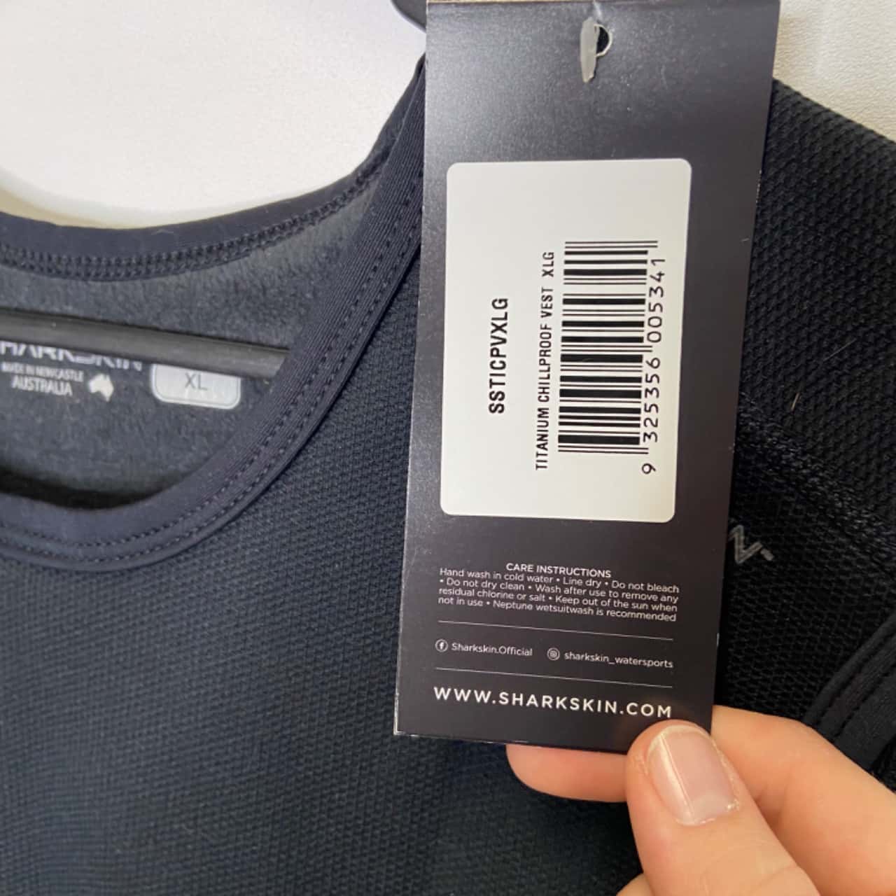 Sharkskin Men’s Titanium Chillproof Vest Black BNWT RRP $105 (s)