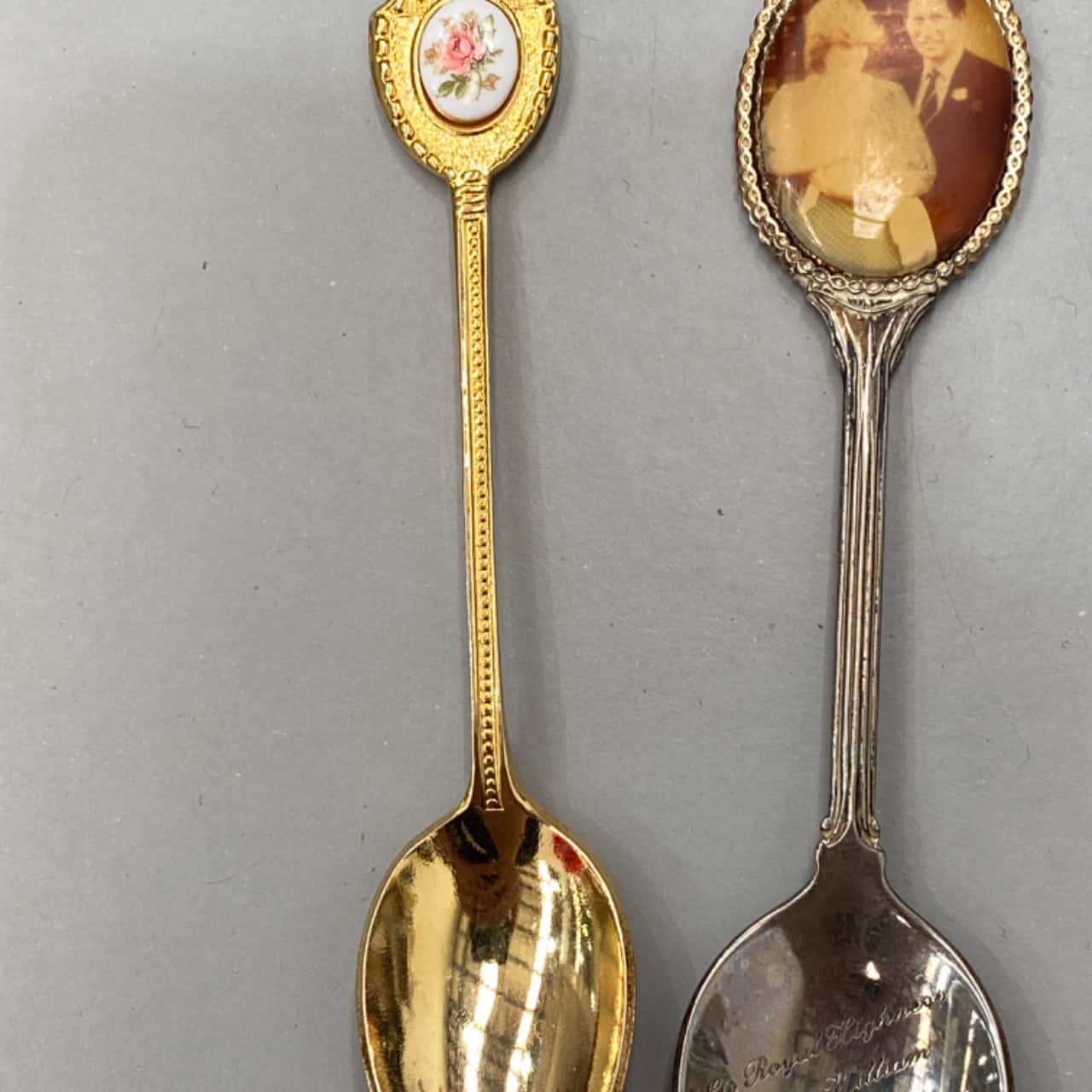 Set of 5 Gold & Silver Collectable Spoons (s)