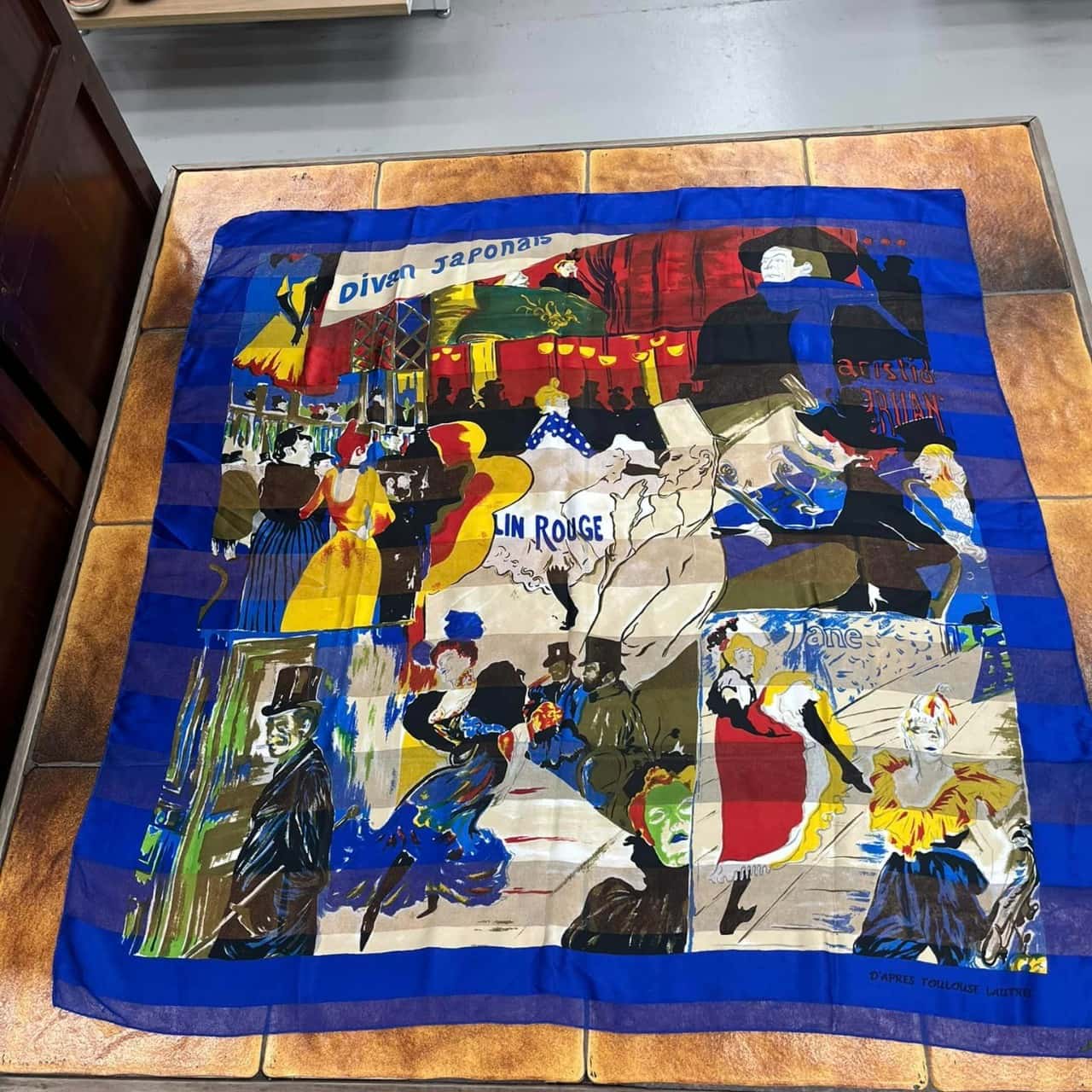 Womens Italian D'Apres Toulouse Lautrec - Moulin Rouge Scarf (s)