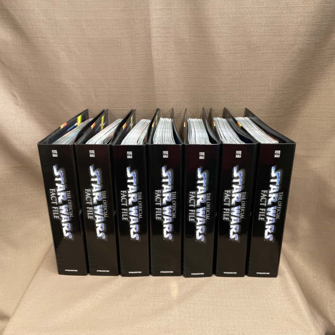 Star Wars Fact File Magazine Collection in Seven Folders(s)