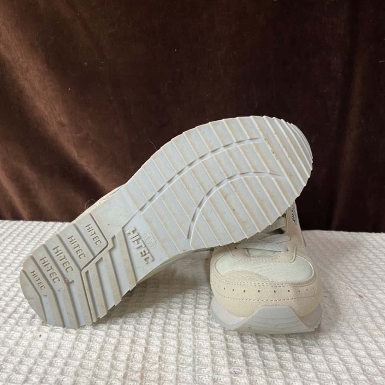 Hi-Tec Silver Shadow OG Sneakers, Size US9