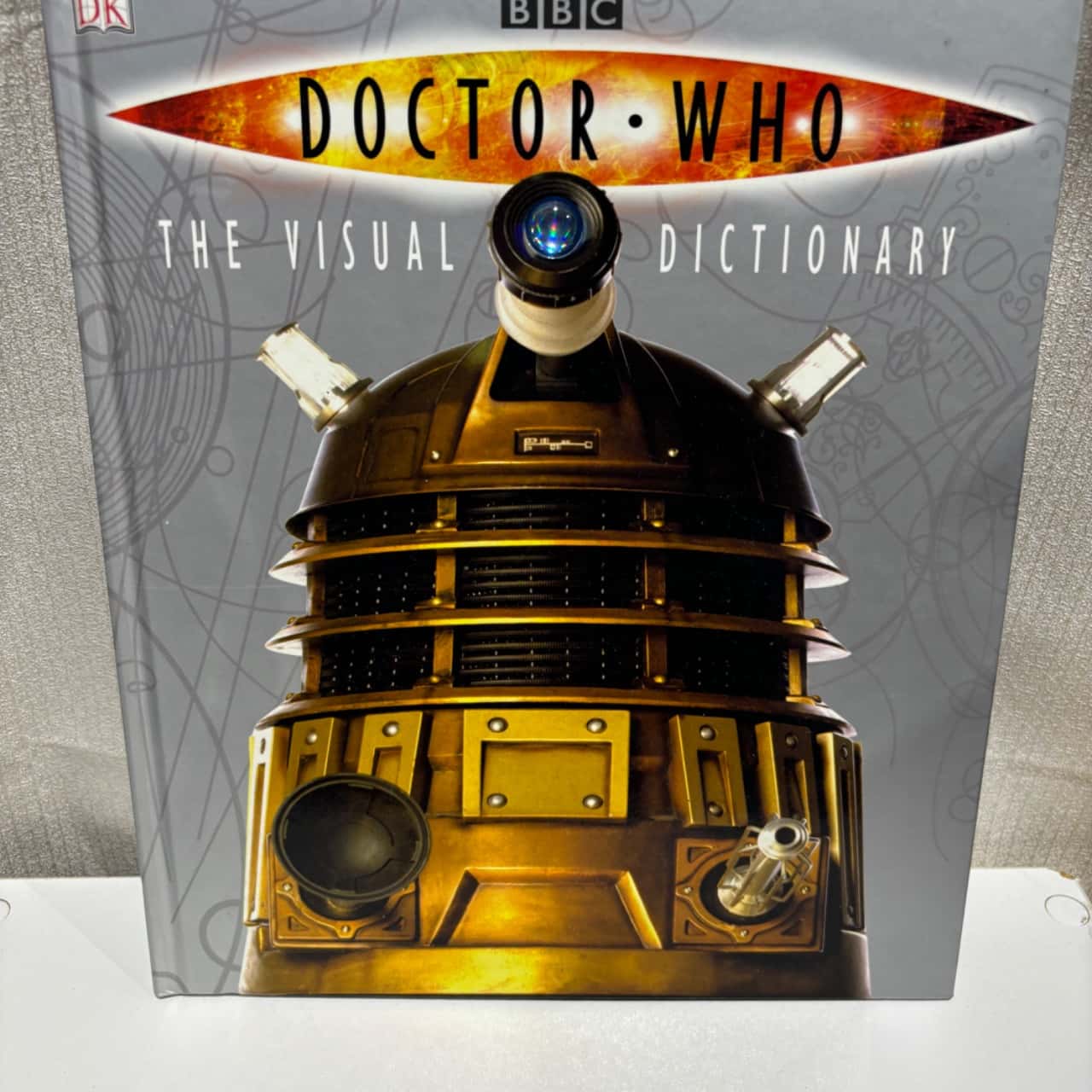 Doctor Who The Visual Dictionary BBC Hardcover Illustrated Guide to all ...
