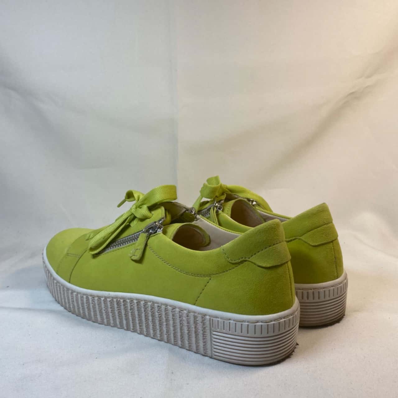 GABOR Suede Sneakers Size 5 Green (s)