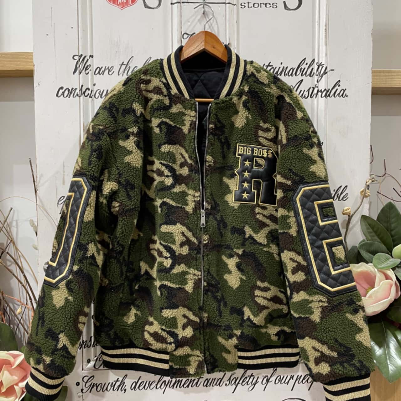 LUXURY STREET WEAR LABEL!!! BNWT!! TRENDIANO BRAND!! Womens Size L ...