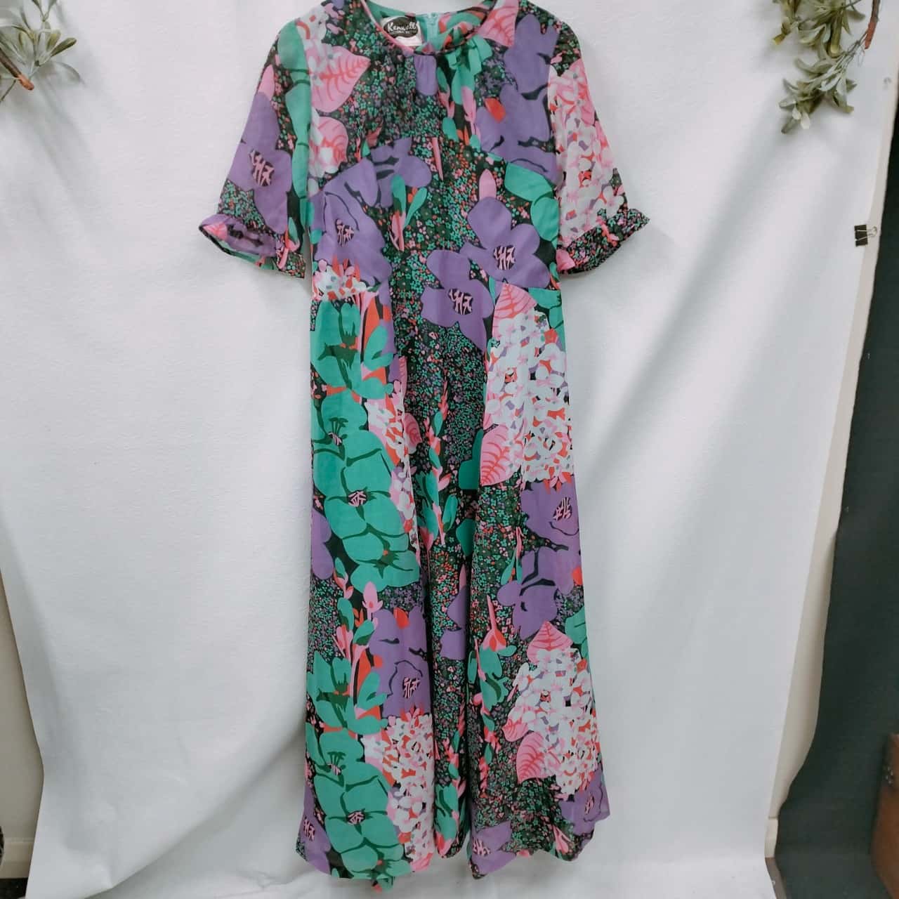 Kenwell Fractional Fitting Womens Size 16.5 Floral dress(s) - Used As ...