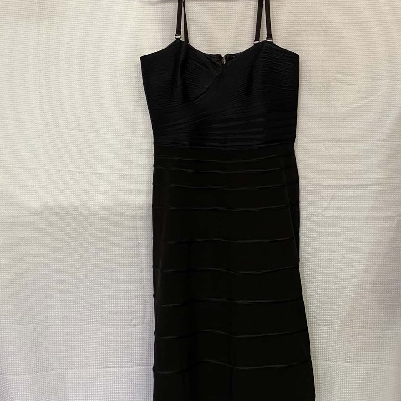 City Chic Womens Size XS Formal Dress Black (s)