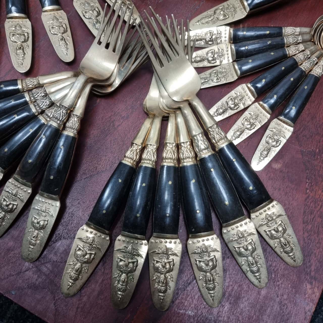 Vintage 6 Star Of Siam Thailand 44 Peice Buddha Bronze Dinnerware Set ...