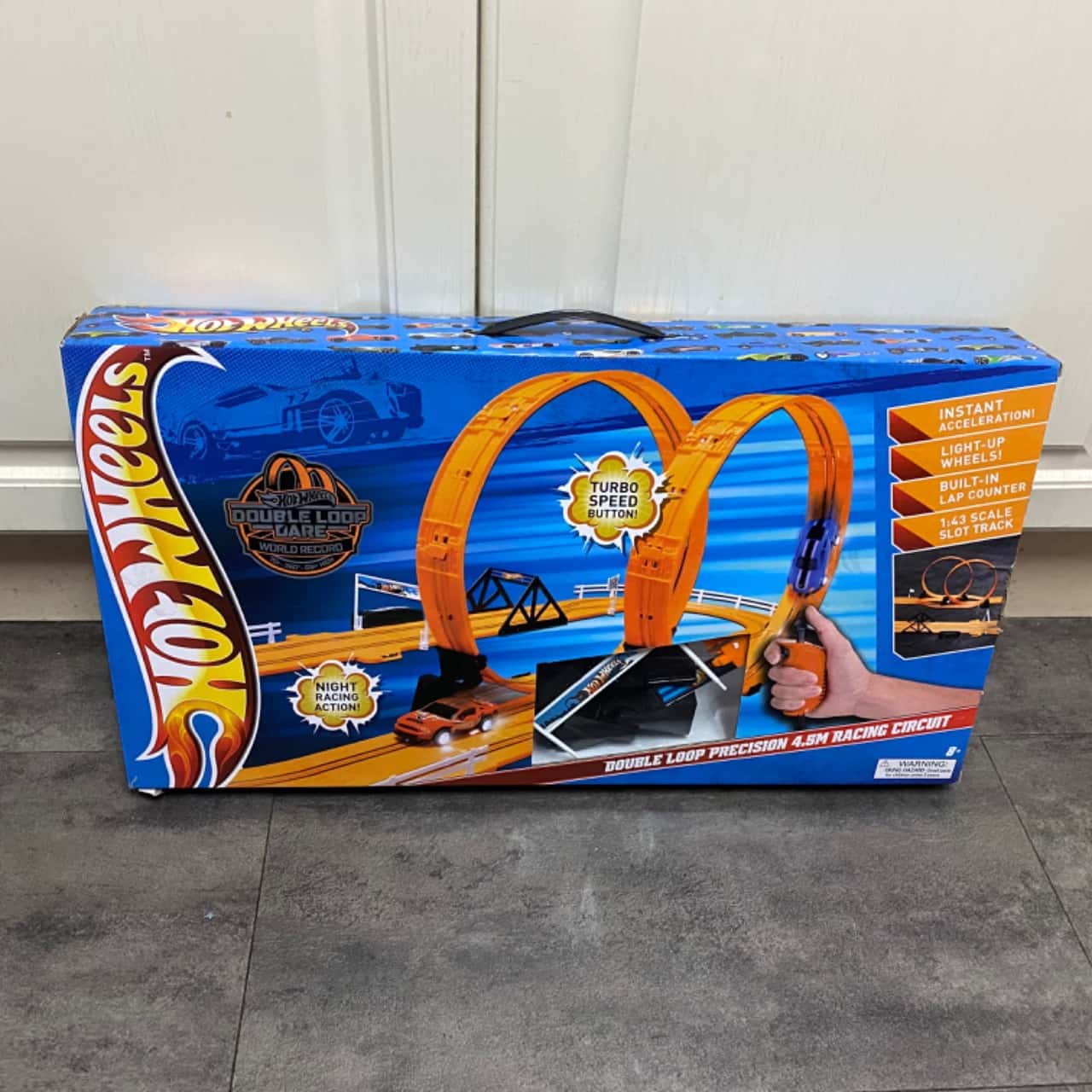 Near new hot wheels double loop dare track with card and controls s