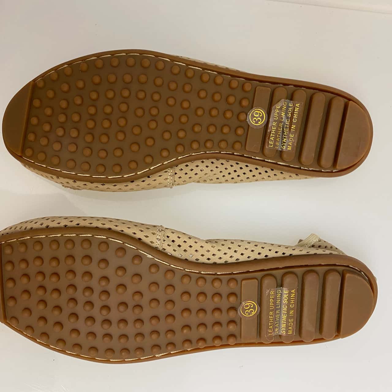 Midas Ballet Flats. Size 39. Shoes are new without tags(s)